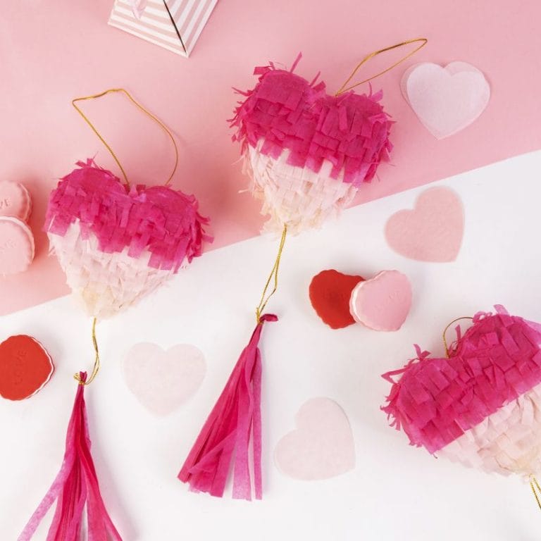 Mini Pink Heart Pinatas Valentine's Day Pinata Wholesale Distributors ...