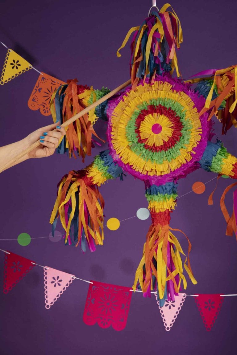 Exploring the Colorful Tradition of Bulk Pinatas - SUNBEAUTY
